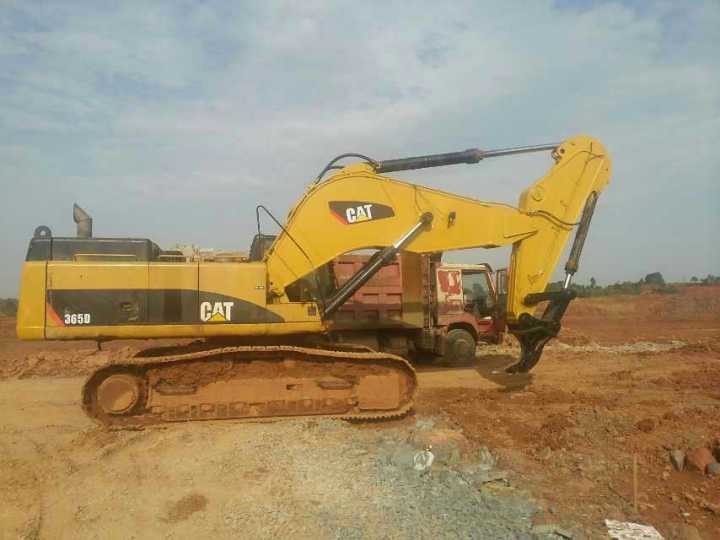 Pakai Ripper Root Excavator Tahan / Excavator Frost Ripper Untuk Hard Rocks